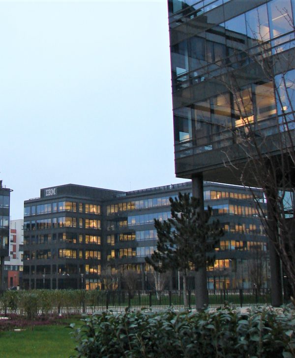 IBM France avance dans sa scission et son plan social à 212 M€