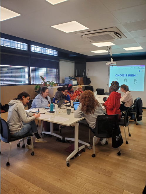 Les DesCodeuses lèvent les freins à l’emploi des femmes dans le numérique