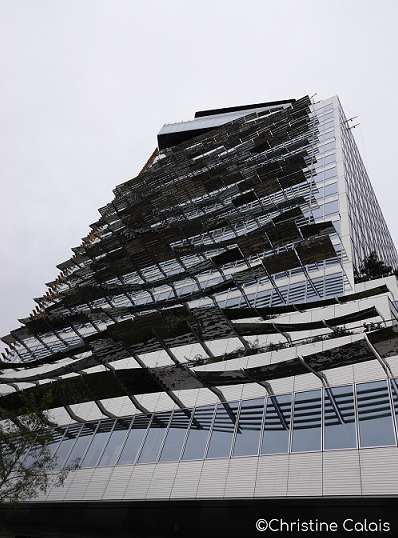 Immersion dans le nouveau siège du groupe BPCE : flex office et travail ...