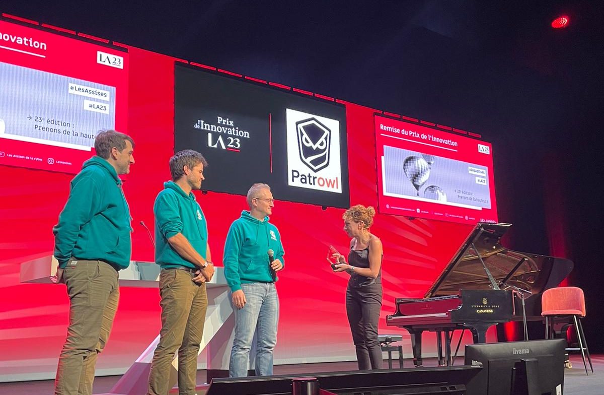 Patrowl.io reçoit officiellement son trophée de l’innovation