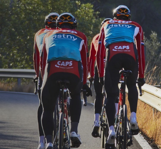 Dstny embarque ses clients et partenaires sur le Tour de France 2024